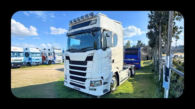 Robertsons Transport Ltd | Reliable UK Transport & Logistics